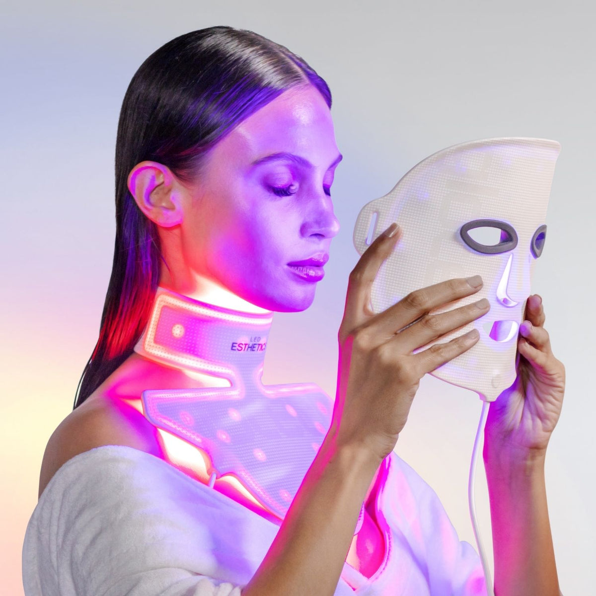 Glotech™ Collar Red Light Therapy for Neck & Chest | LED Esthetics